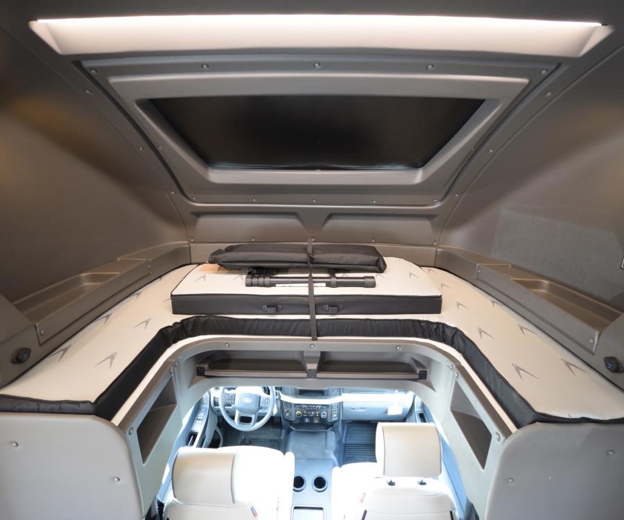 New 2026 Grand Design Lineage Series F 31ZW for sale in Sanford, FL