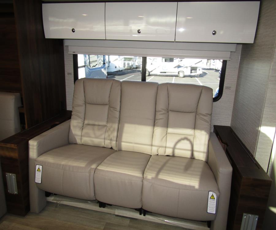 Detail - Winnebago