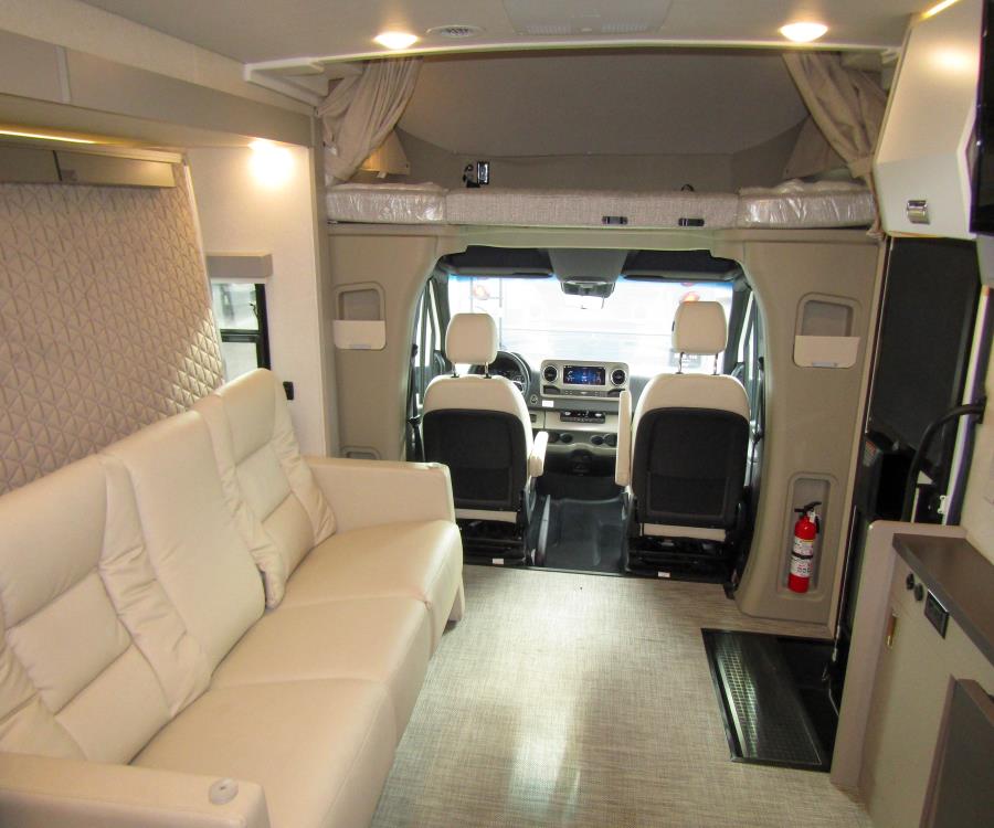 Used 2025 Winnebago View 24T for sale in Tucson, AZ