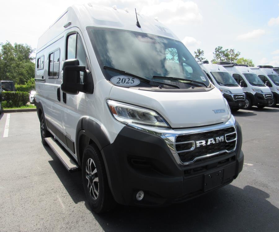 New 2025 Winnebago Solis Pocket 36A for sale in Phoenix, AZ